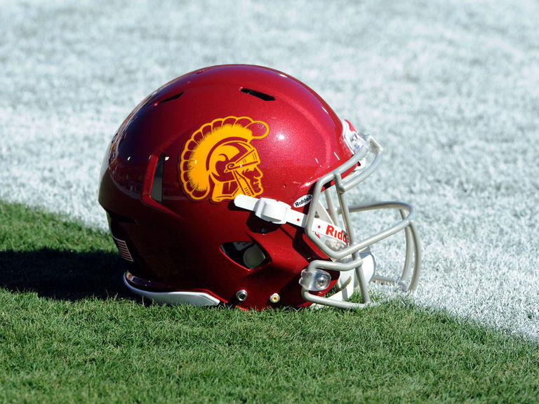 USC's Viane Talamaivao suffers partially torn bicep | theScore.com