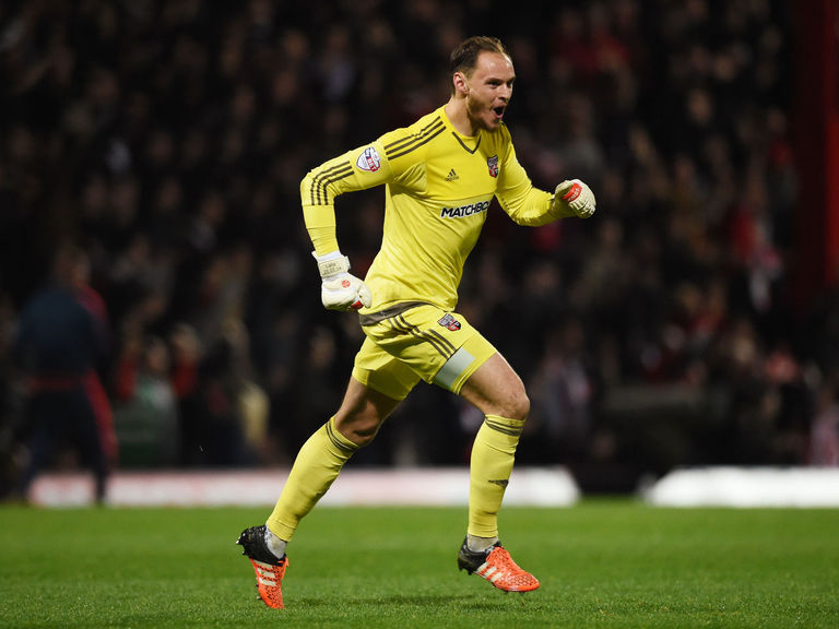 VIDEO: David Button makes incredible save to keep Brentford in playoff ...