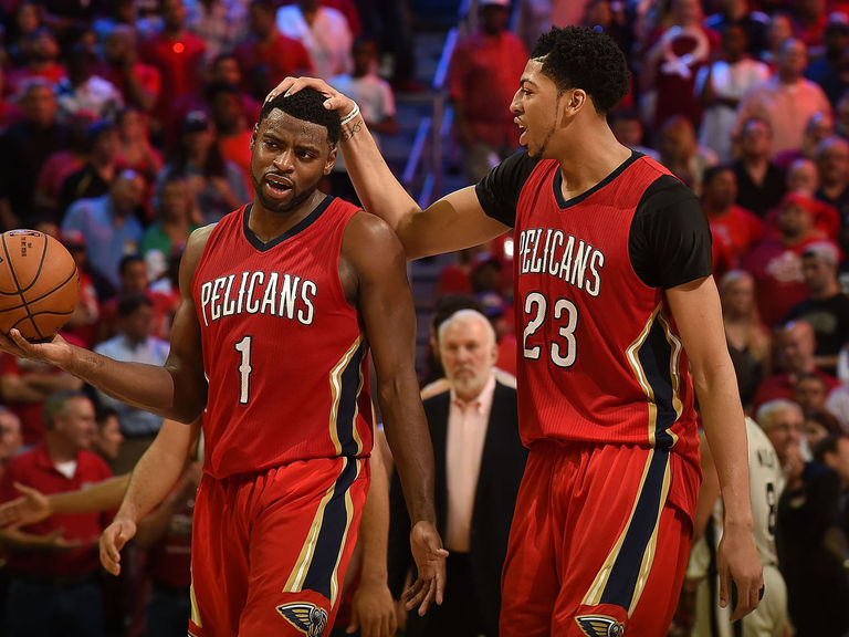 Anthony Davis, Tyreke Evans ruled out vs. Kings | theScore.com