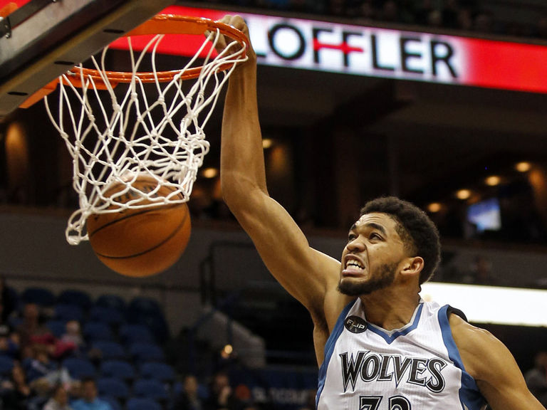 VIDEO: KAT throws down hammer dunk | theScore.com