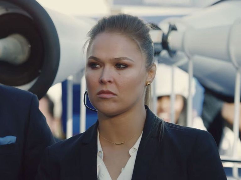 VIDEO: Ronda Rousey joins Amy Schumer and Seth Rogen's 'Bud Light Party ...