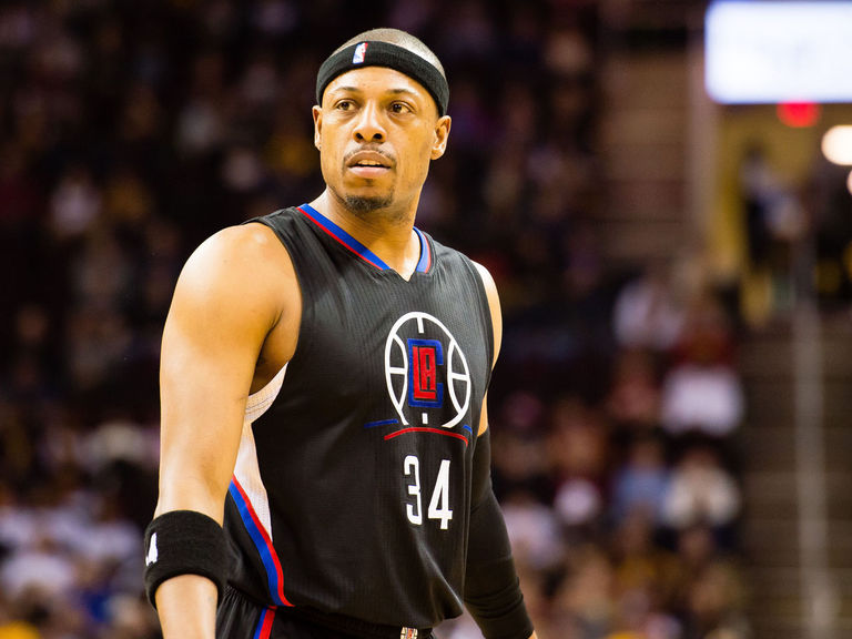 VIDEO: Clippers playfully attack Paul Pierce during introductions ...