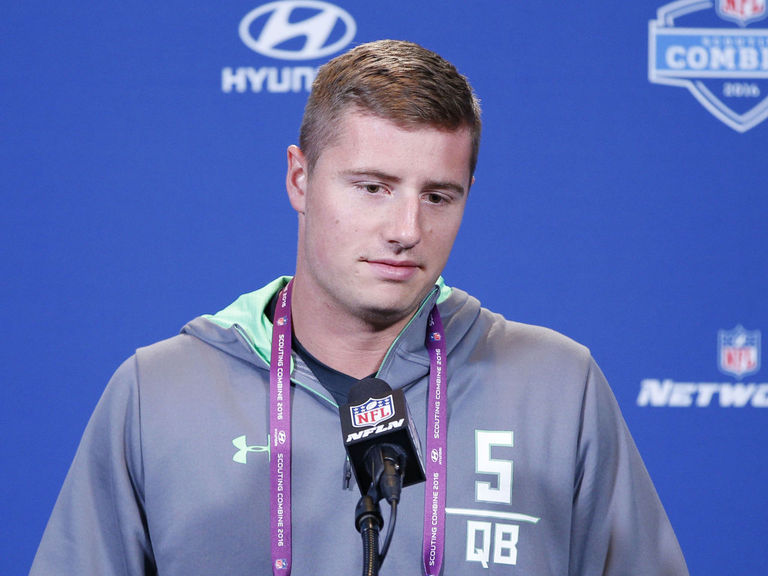 Connor Cook's dad blasts anonymous draft critics, media | theScore.com