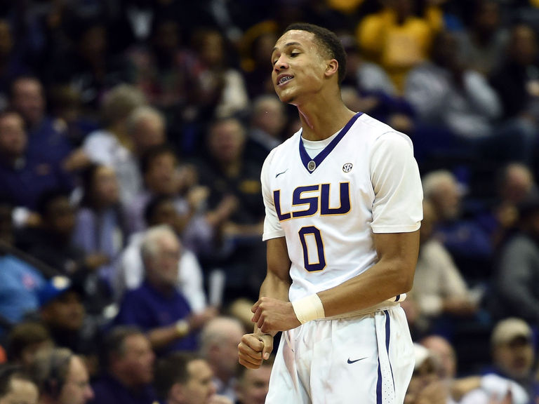 VIDEO: LSU's Brandon Sampson comes up way short on dunk attempt ...