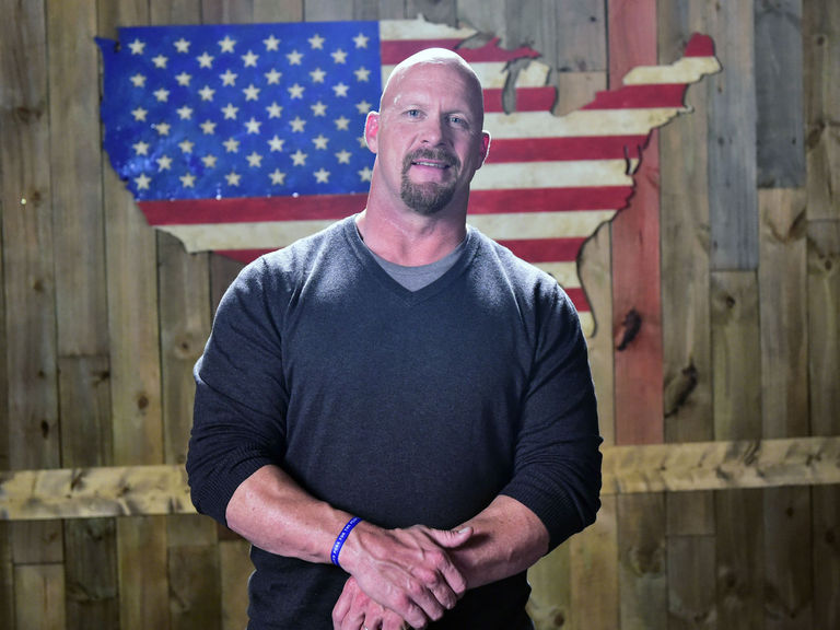 Steve Austin tweets terrifying photo of injured elbow | theScore.com