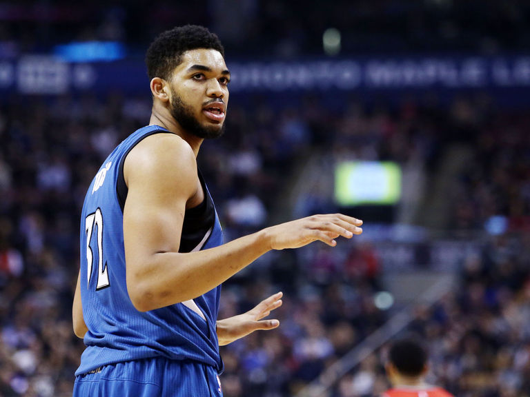 VIDEO: Karl-Anthony Towns dunks all over Suns' Teletovic | theScore.com