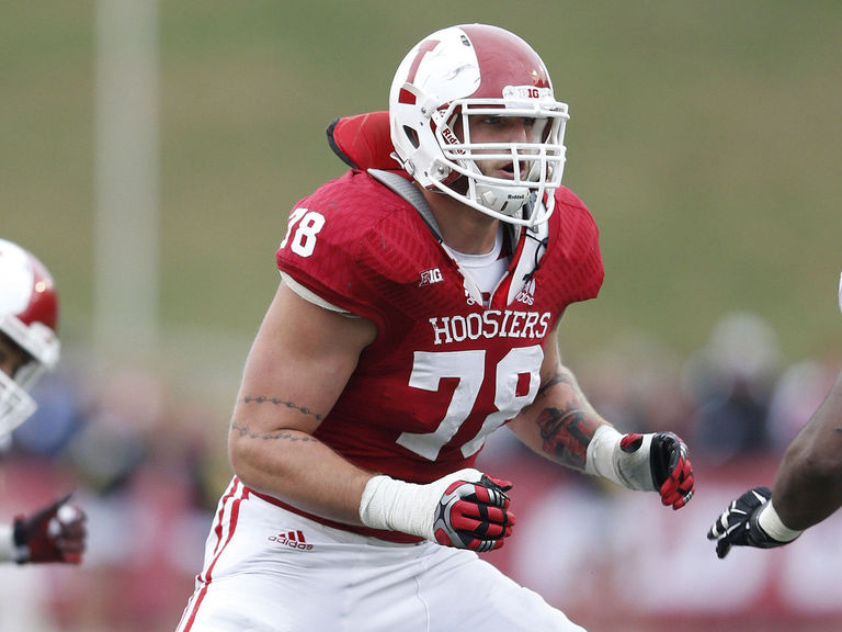 Packers trade up to select OT Jason Spriggs | theScore.com