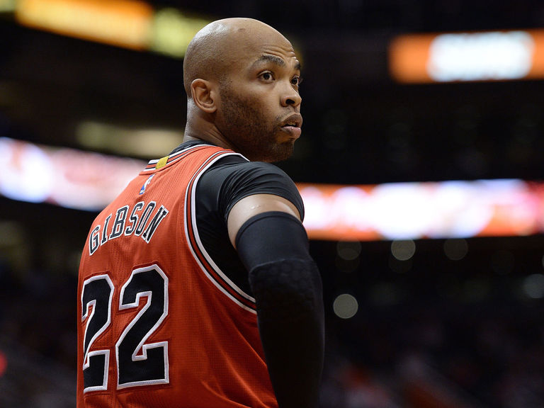 Pending free agent Gibson wants to stay with Bulls | theScore.com