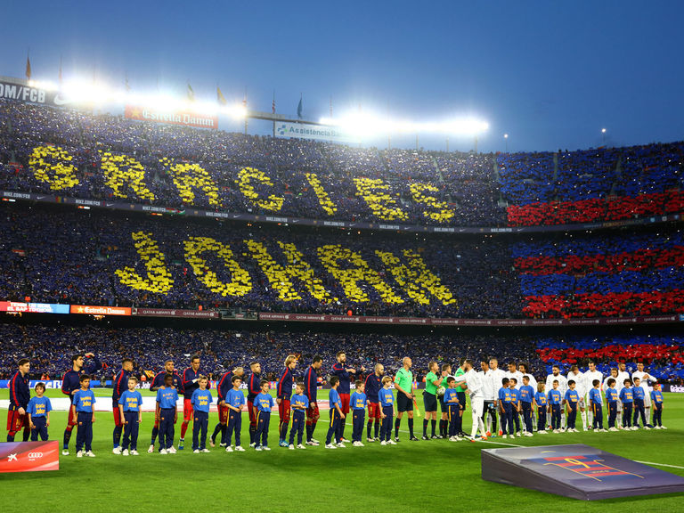 PHOTO: Barcelona honours Cruyff with stunning 'Gracies Johan' tifo ...