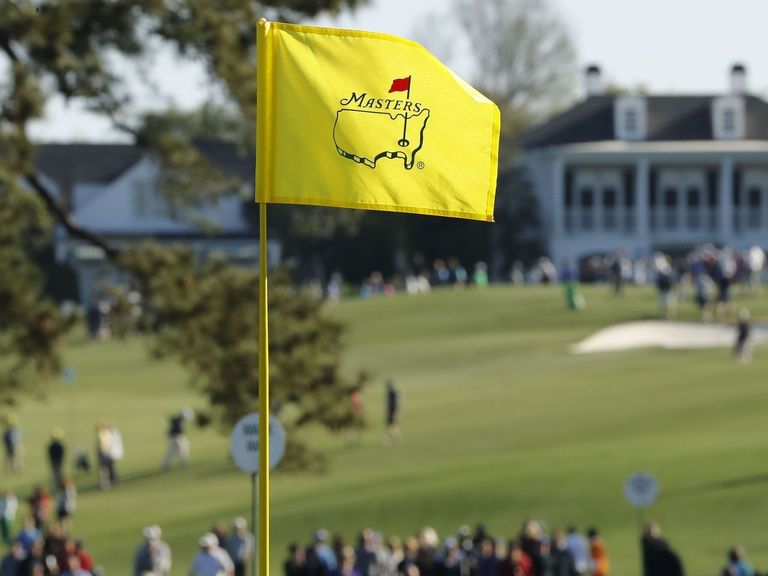 PHOTO: Masters pin location sheets as invaluable as clubs | theScore.com