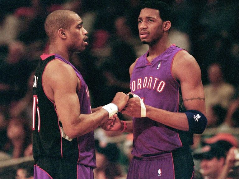 VIDEO: McGrady tells Carter 'I wish I had stayed' in Toronto | theScore.com