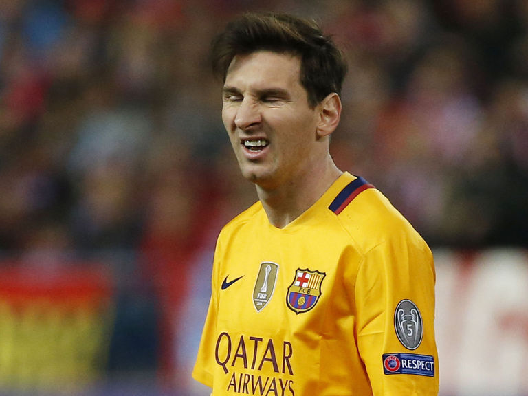 Messi goes blond ahead of La Liga season | theScore.com