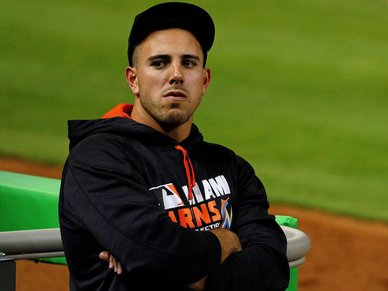 Fernandez to miss next start to stay in innings range | theScore.com