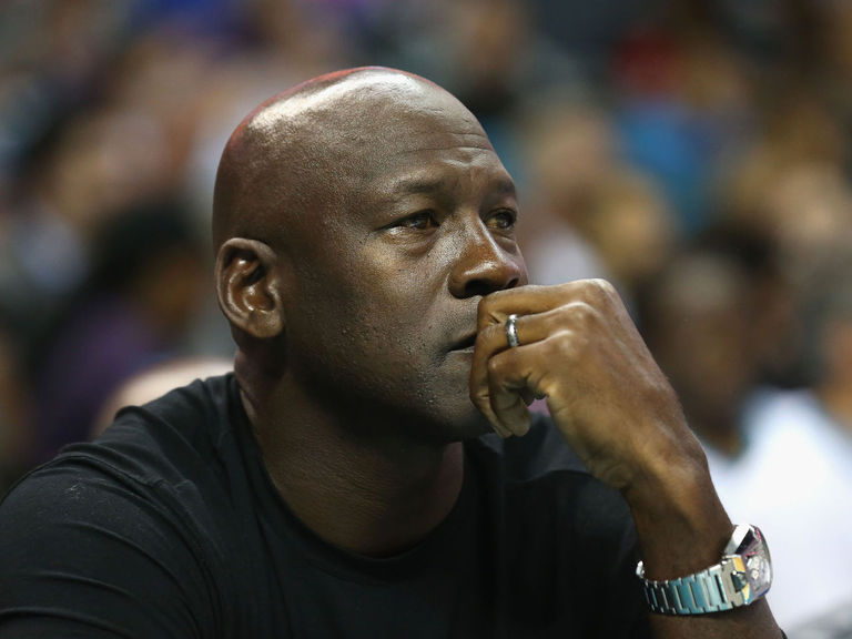 Bobby Knight made Michael Jordan cry during 1984 Olympics | theScore.com