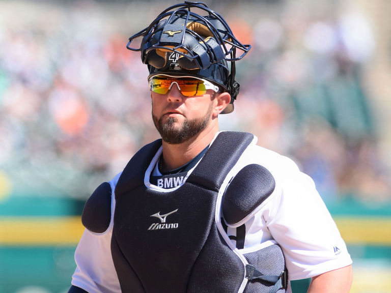 Rangers acquire Bobby Wilson from Tigers | theScore.com