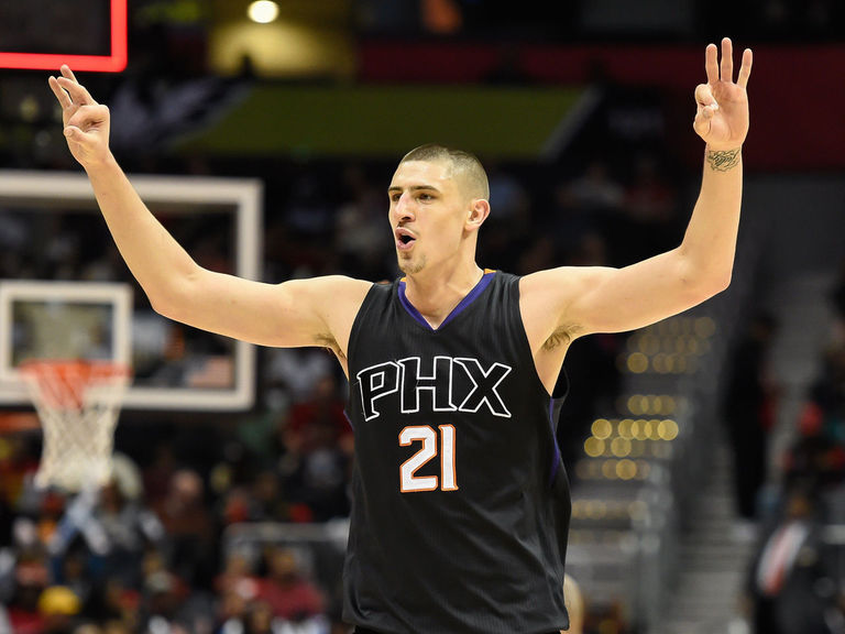 Suns' Len saves friend from drowning during Dominican Republic trip ...