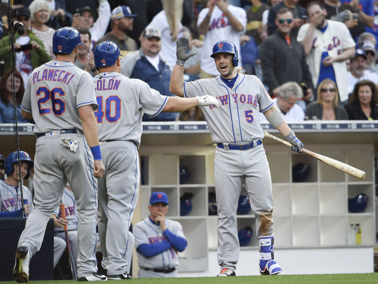 Baseball goes bananas after Colon takes Shields deep | theScore.com