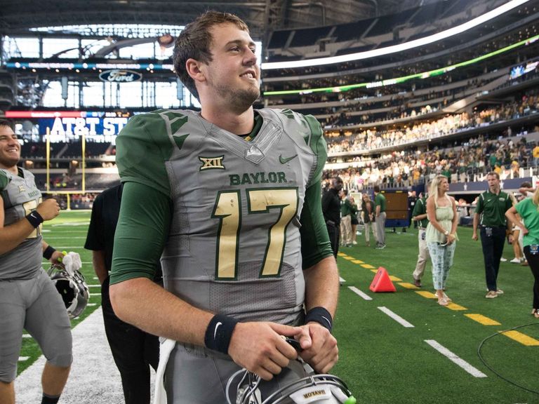 Baylor's Seth Russell fully cleared from neck injury | theScore.com