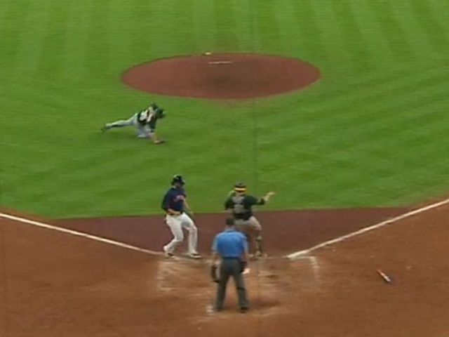 Rzepczynski hits the deck hard on routine ground ball | the…