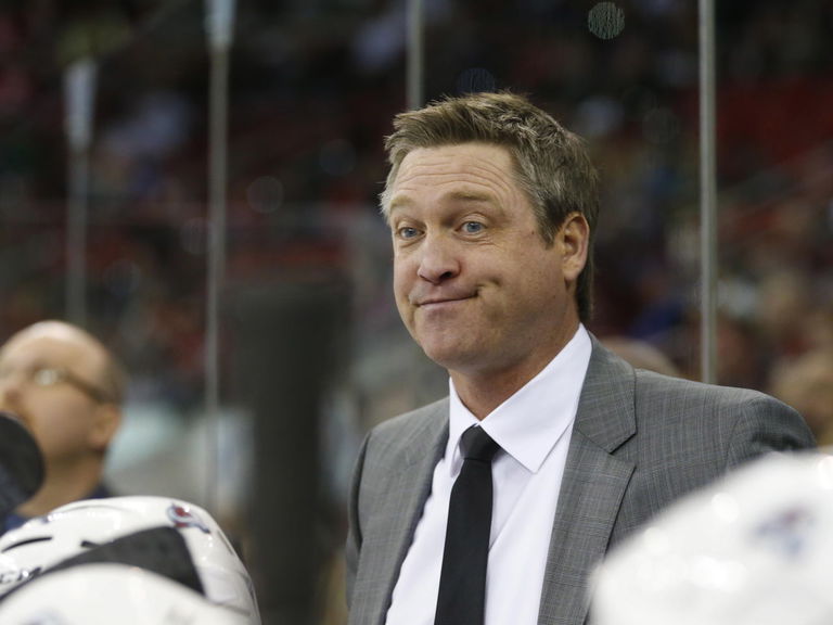 Patrick Roy has three wins in a row plugging his ears | theScore.com