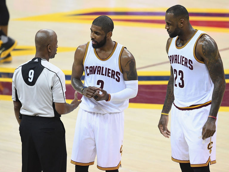 Watch: Kyrie finishes off beautiful LeBron pass with acrobatic layup ...