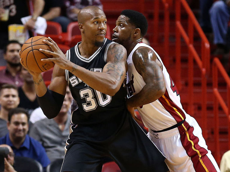 Report: Spurs' West to decline 2016-17 option, mull future | theScore.com