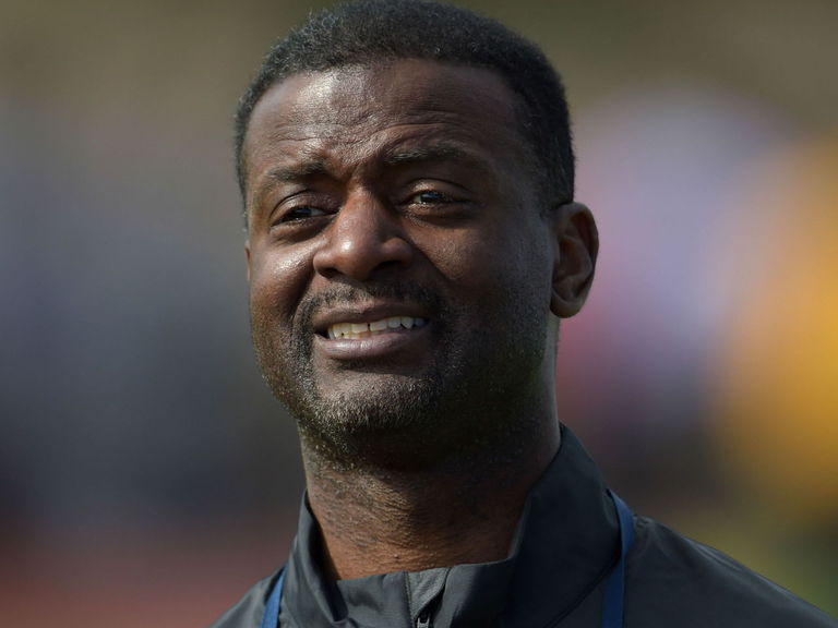 Conference USA hires former NFL exec and player Merton Hanks | theScore.com