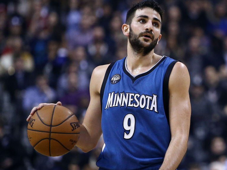 Report: Timberwolves have been shopping Rubio | theScore.com