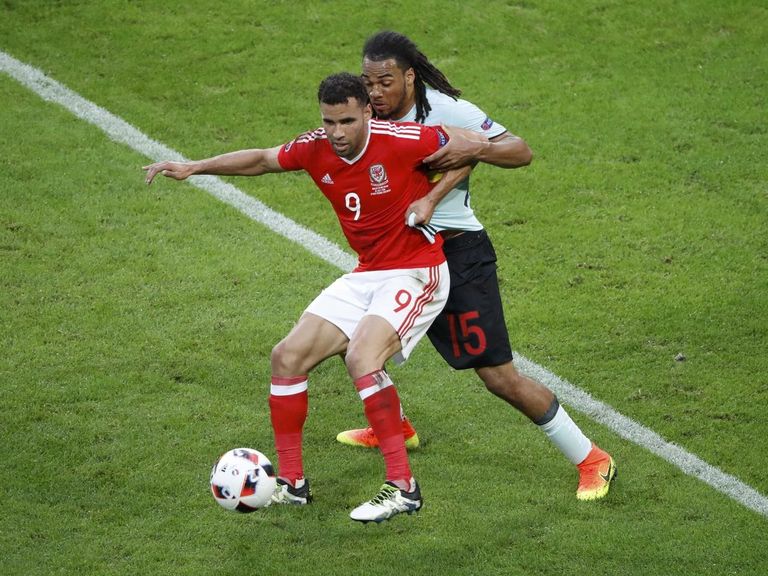 Watch: Robson-Kanu's Cruyff turn ruins 3 Belgian defenders before goal ...