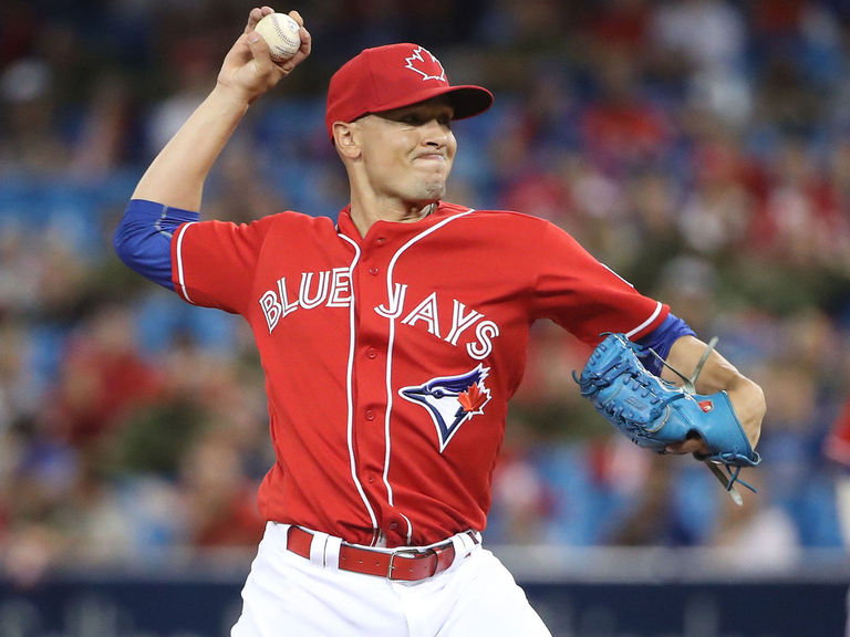 Goins lands on DL after making pitching debut | theScore.com