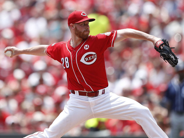 Reds pitchers take blame for coach's firing | theScore.com