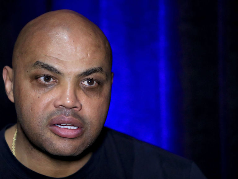 Barkley: 'More power to Draymond for slapping the hell out of that kid' | theScore.com