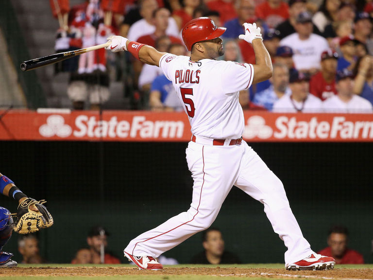 Pujols makes history with 600th career double | theScore.com