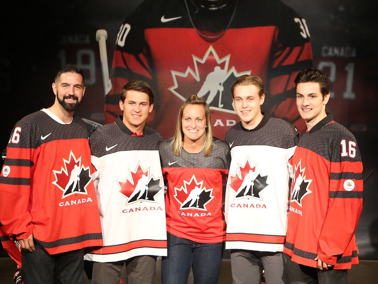 Team Canada hockey jerseys unveiled | theScore.com