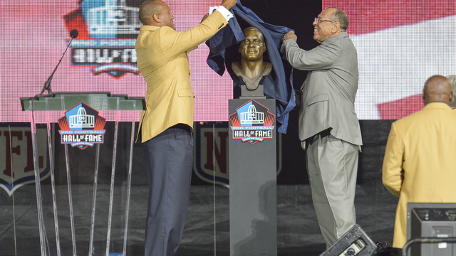 Every NFL team's most likely future Hall of Famer | theScore