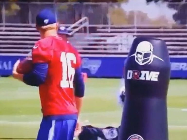 Rams' Keenum scares teammates with remote-controlled tackle dummy ...
