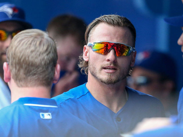 5 wacky guesses at what Donaldson, Gibbons argued over | th…