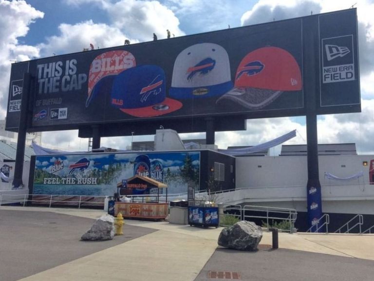 Bills turn Ralph Wilson Stadium sign into New Era billboard | theScore.com