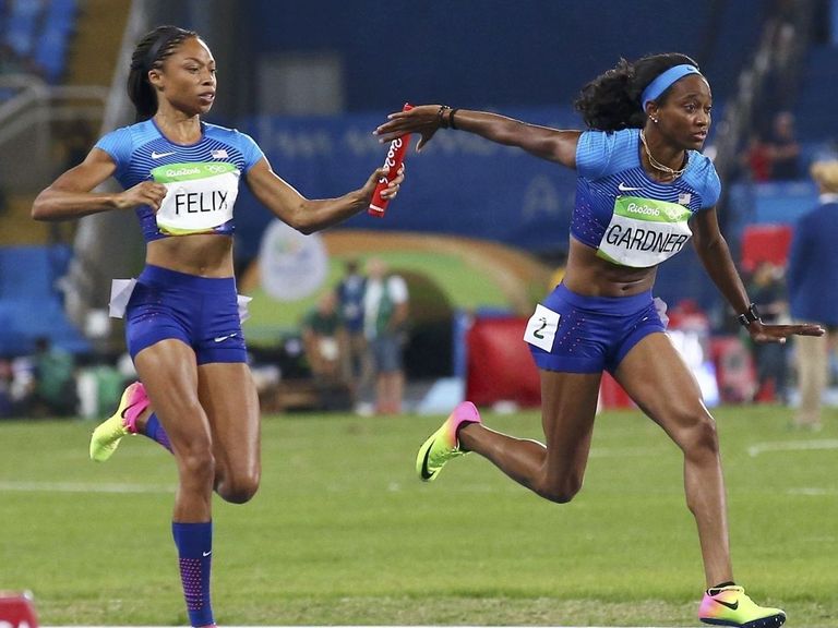 U.S. women's relay team posts fastest 4x100m time in retrial | theScore.com
