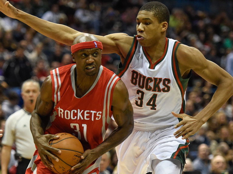 Report: Bucks in 'advanced discussions' to sign Jason Terry | theScore.com