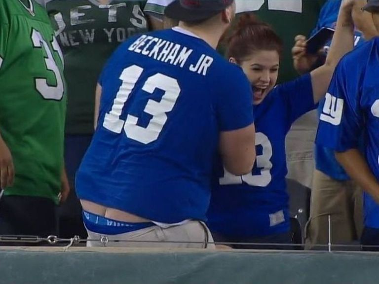 Buttcrack Beckham Captures Td Ball Americas Heart