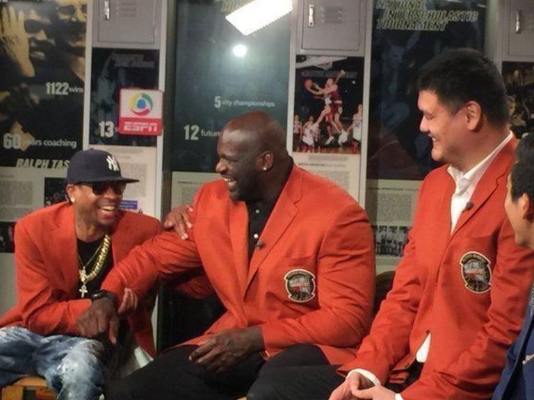 Shaq, Yao Ming, Iverson mock one another's most embarrassing moments | theScore.com