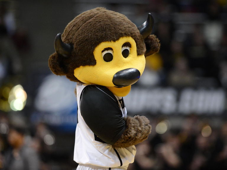 Colorado lands 4-star forward D'Shawn Schwartz | theScore.com