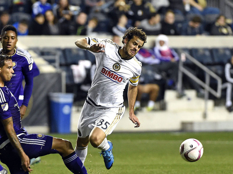 Report: Barnetta deciding between Philadelphia, Switzerland return ...