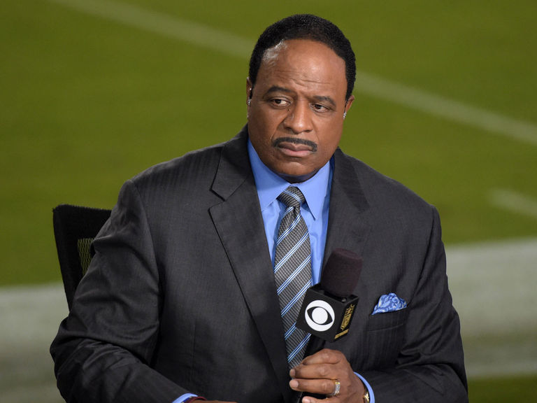 TV guide shows the wrong James Brown as TNF host | theScore.com