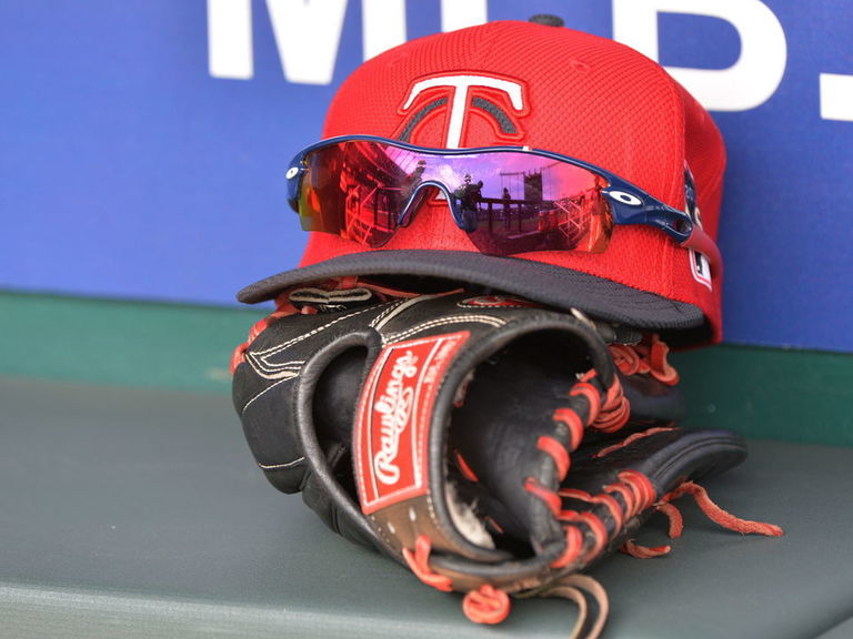 Twins name 33-year-old Derek Falvey chief baseball officer | theScore.com