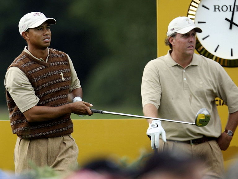 Mickelson blames Hal Sutton for failed Tiger pairing at 2004 Ryder Cup ...