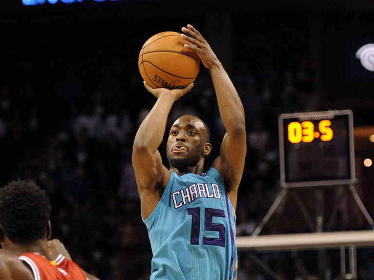Squad Up Daily NBA Fantasy Dose: Run with Walker's scoring binge ...