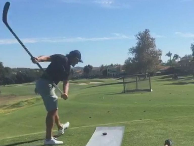 Selanne nails long-distance slap shot at charity golf tournament ...