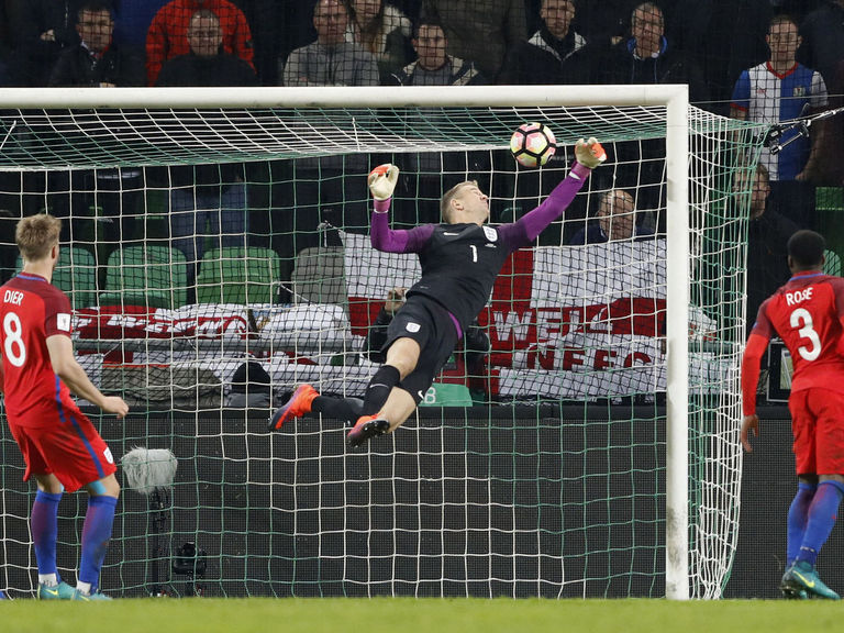 Watch: Hart sacrifices body to make superb flying save vs. Slovenia ...